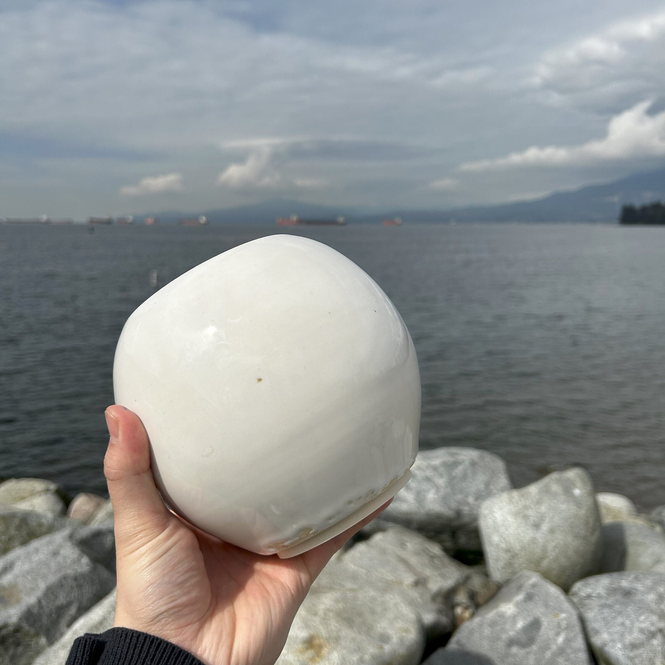 Large Spherical Vase With Glossy White Glaze - Etsy