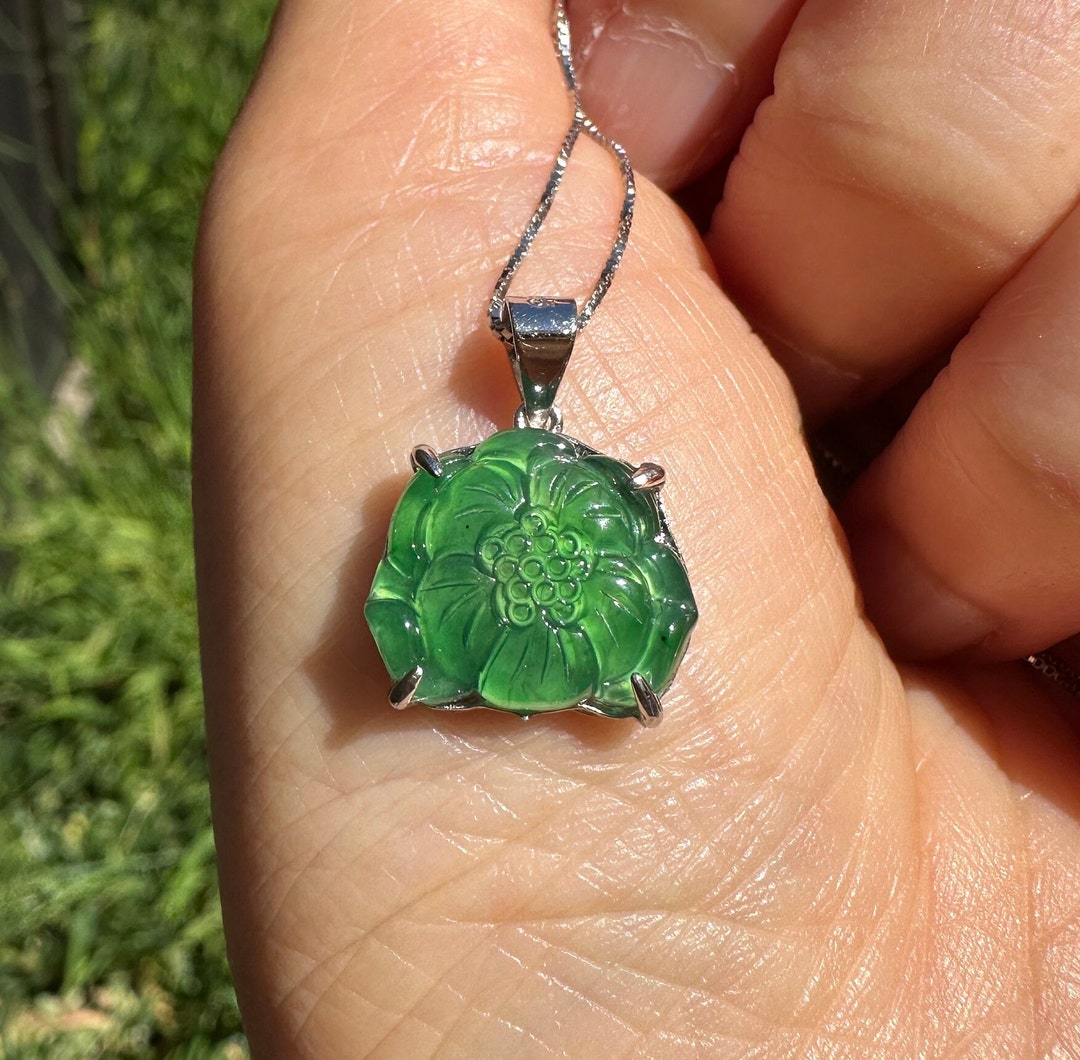 Grade A Natural Guatemalan Translucent Icy Green Lotus Flower Jadeite ...