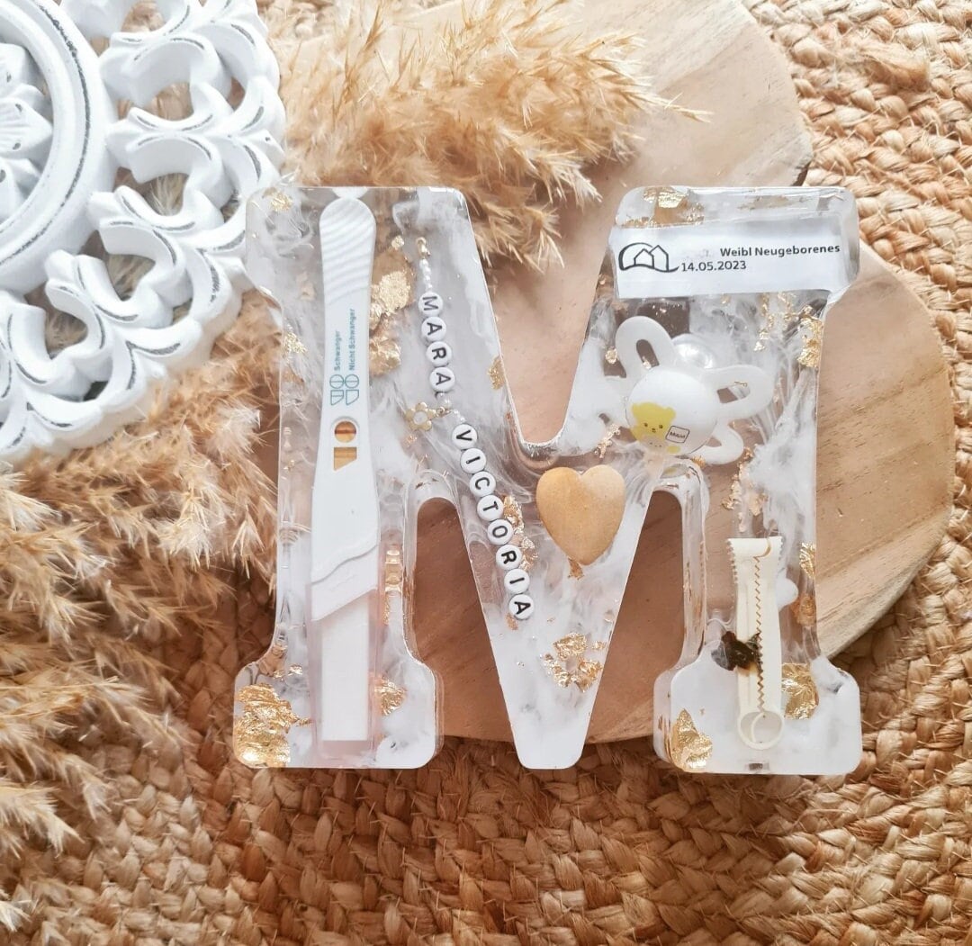 Handmade Baby Birth Keepsake Resin | Customizable Souvenir With ...