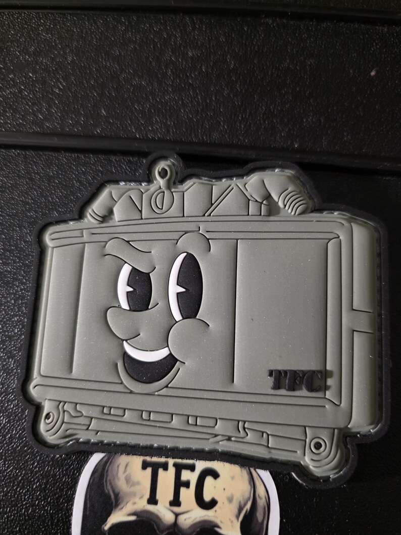 Claymore PVC Patch – Smiling Rubber Hose Face – Green or Tan Morale ...