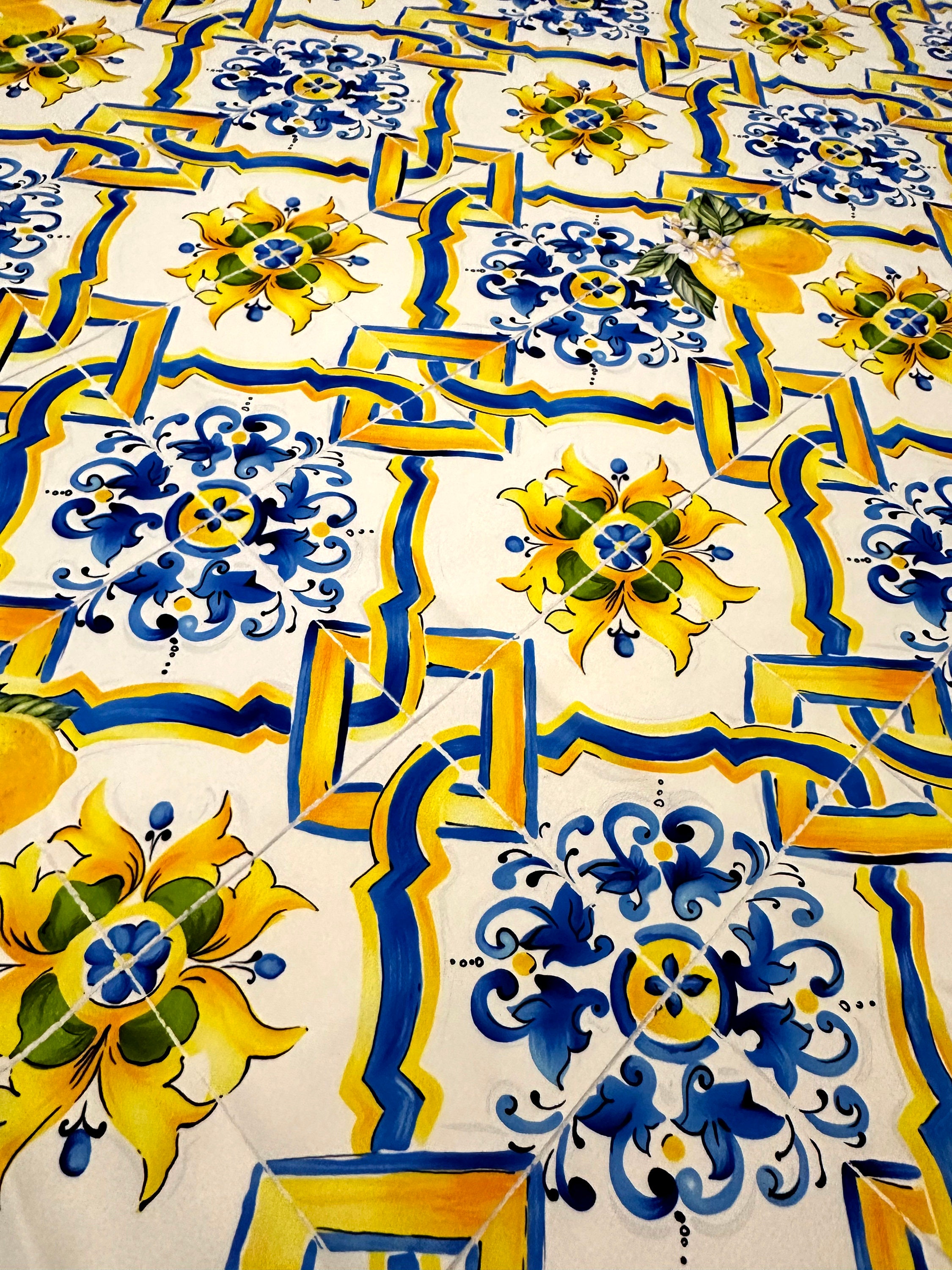 Sicilian Majolica Print Crepe Fabric / Lemon Branches and Mediterranean ...