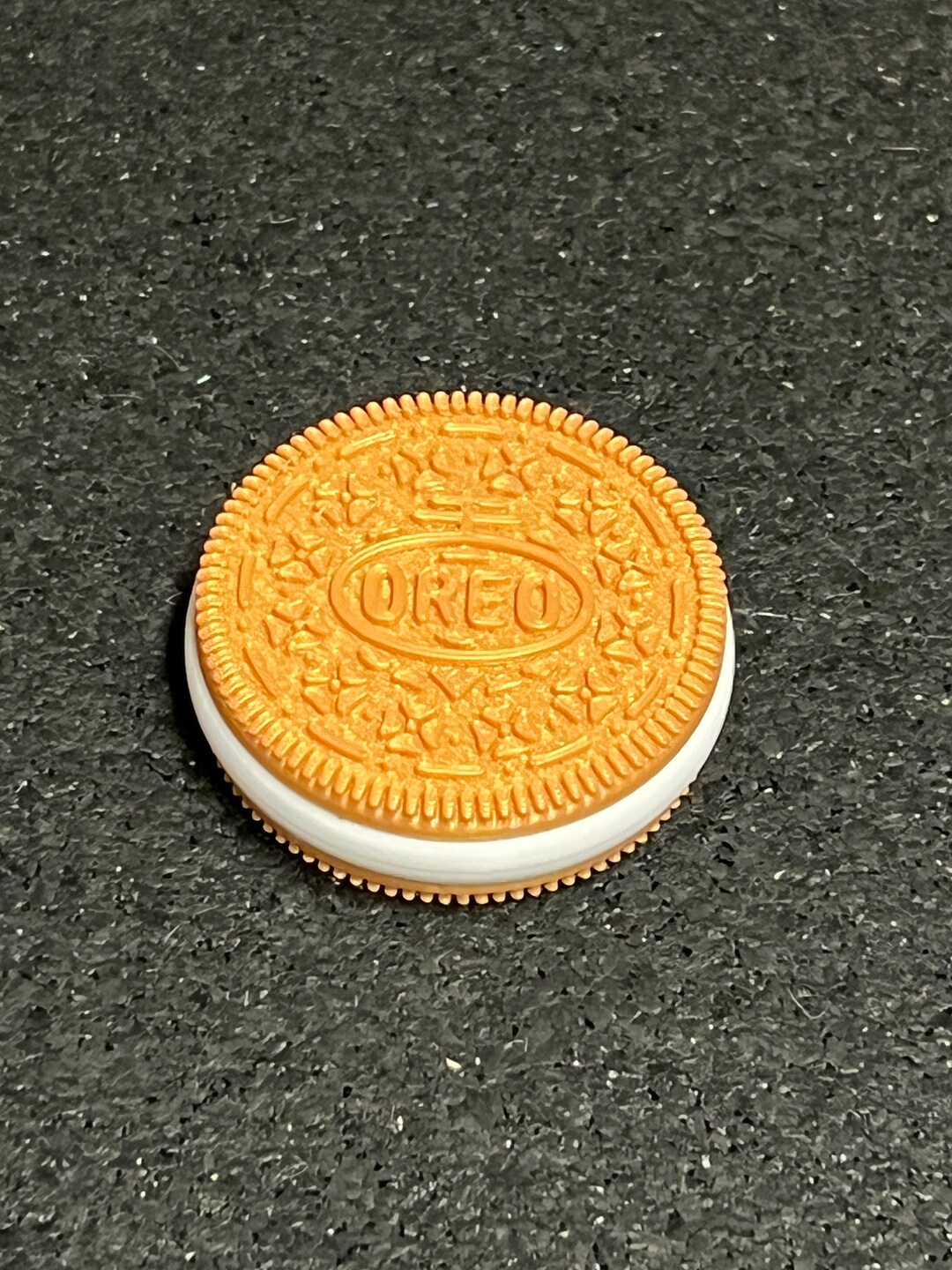 3D Printed Golden Oreo Clicky Fidget Spinner - Etsy