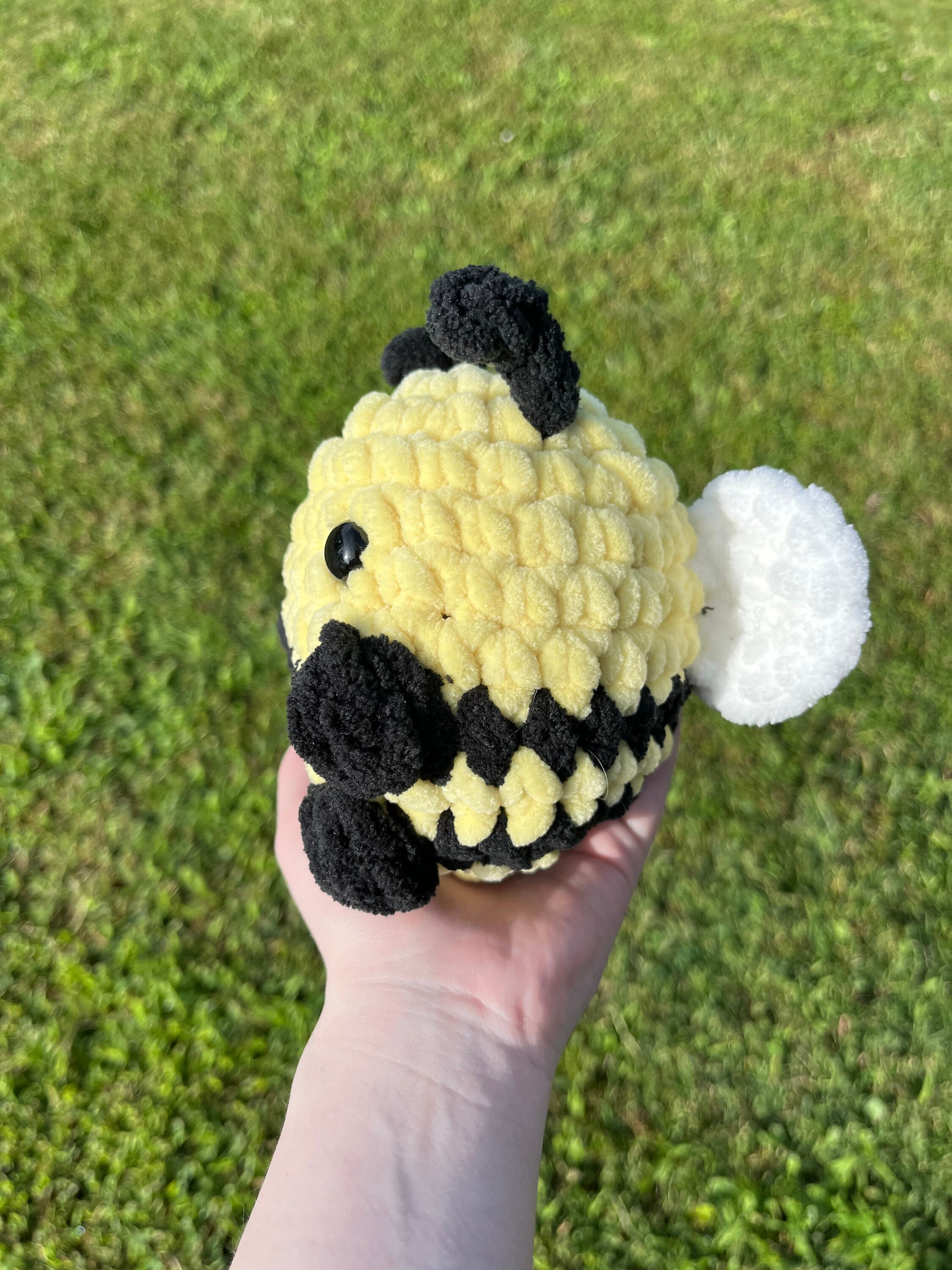 Crochet Sitting Bee Buddy Plush - Etsy