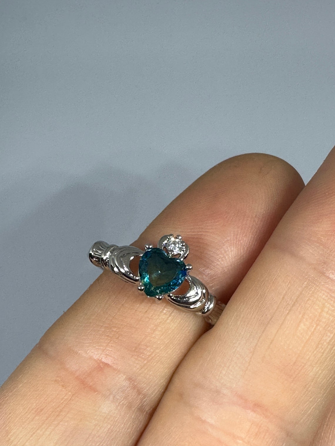 Claddagh Ring - Etsy