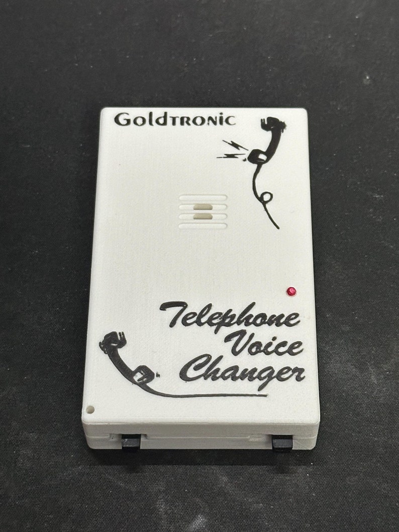 Scream 1996 Voice Changer Replica Prop (NON-FUNCTIONAL) Hollow Version ...