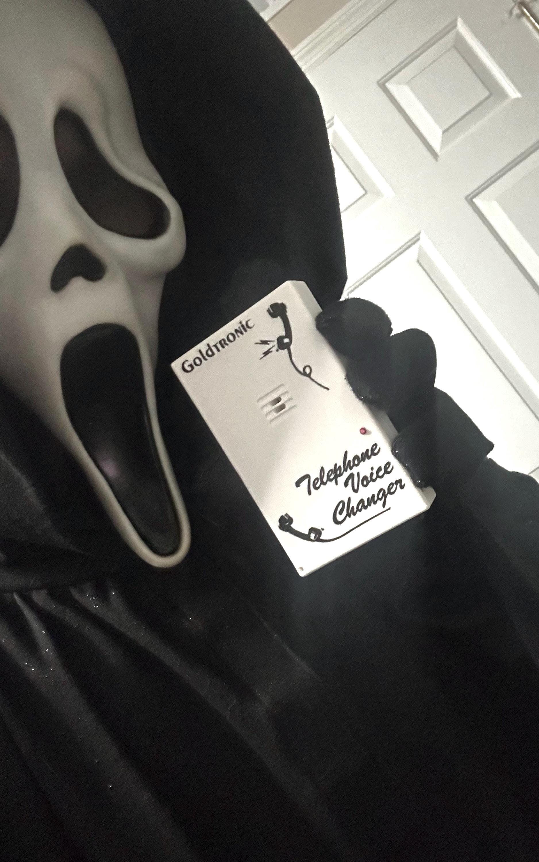 Scream 1996 Voice Changer Replica Prop (NON-FUNCTIONAL) Hollow Version ...