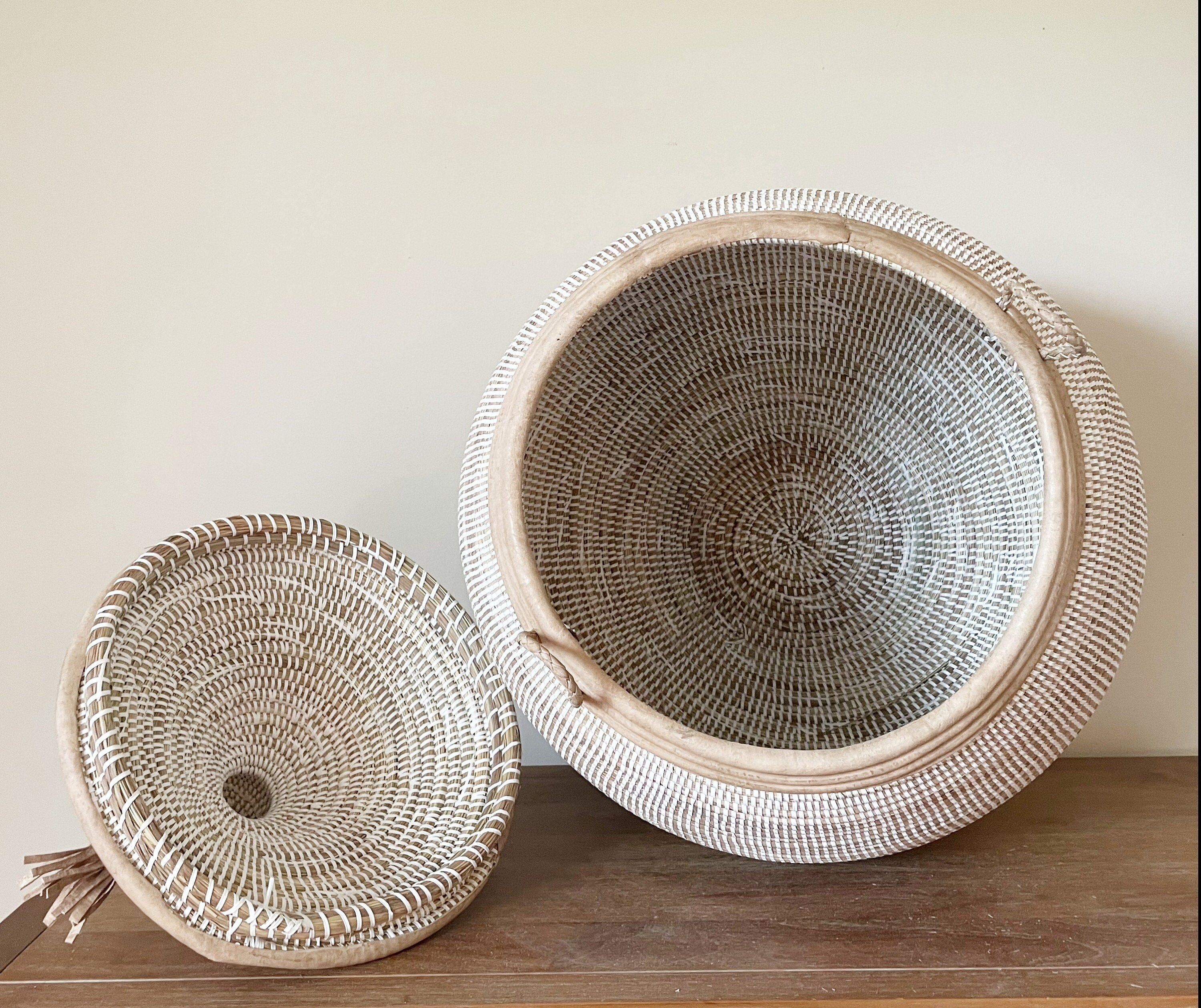 African Extra-large Round Woven Basket With Lid, Senegal Laundry Basket ...