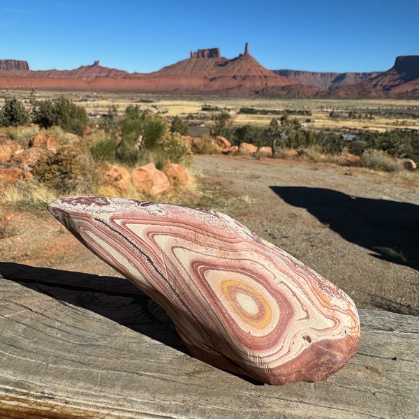 Utah Wonderstone - Etsy