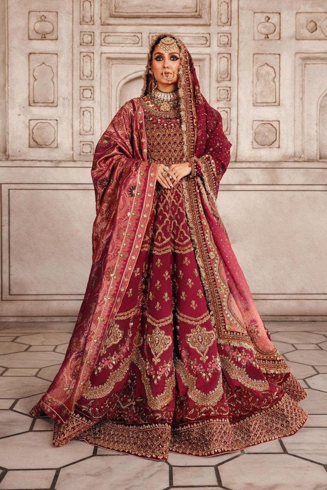 Red Pakistani Designer Wedding Bridal Lehenga Choli Barat/reception ...