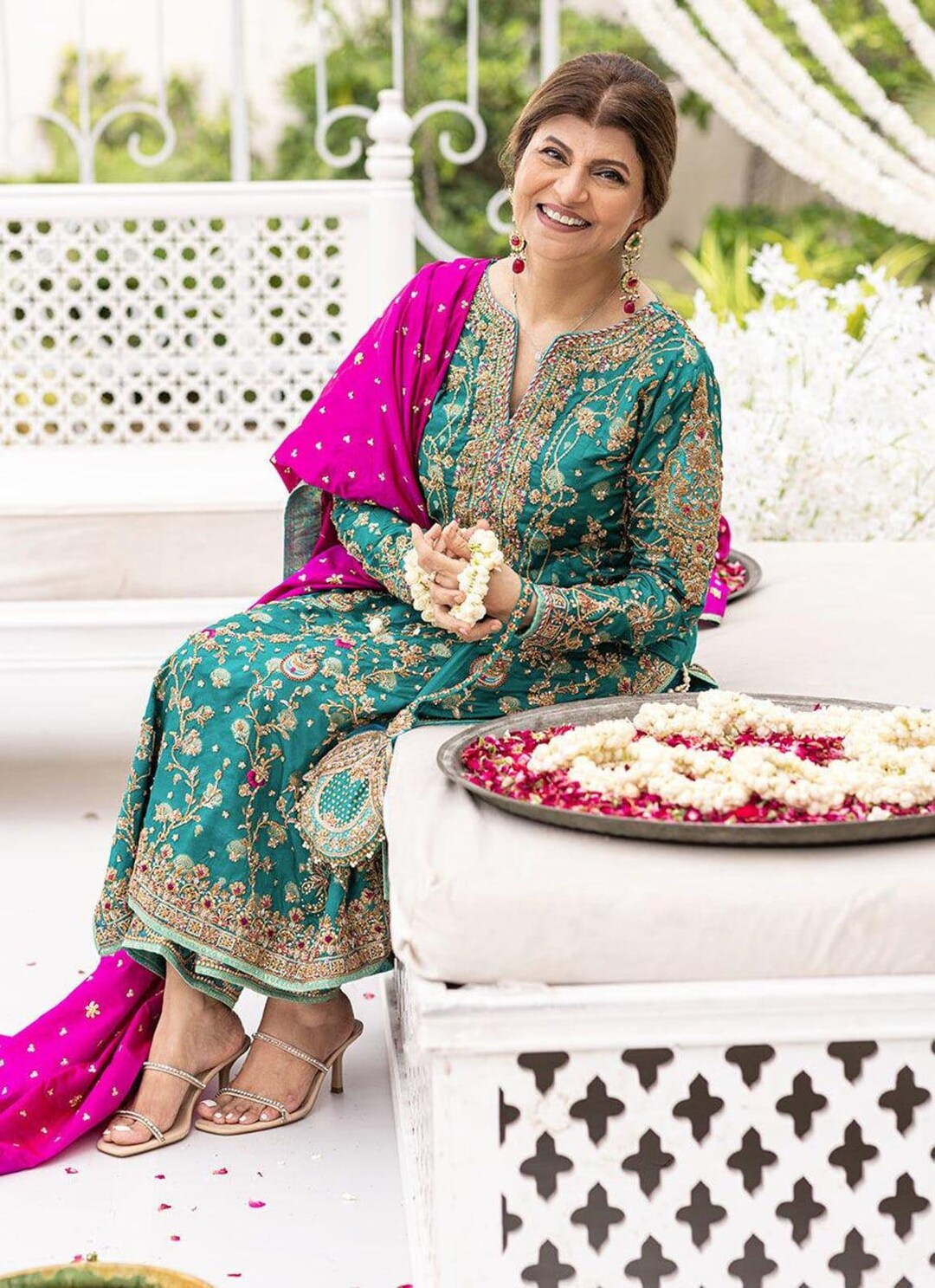 Emerald Green Nikah Suit: Pakistani Wedding Kameez, Embroidered Dupatta ...