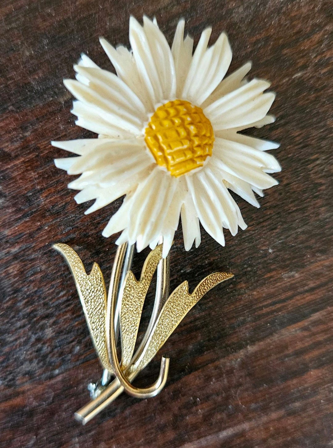 Vintage Daisy Brooch Pin - Etsy
