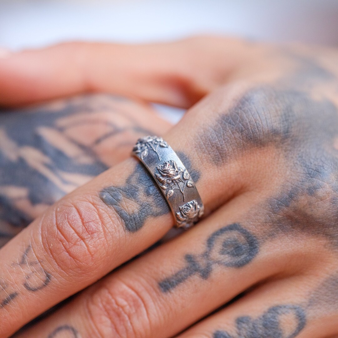Dainty Rose Flower Ring, Engraved Sterling Silver Floral Band - Etsy
