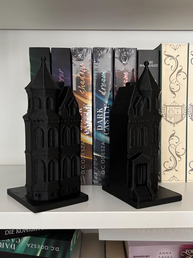 Dark Castle Bookend – Gothic Decor for Bookshelves | Fantasy Gift ...