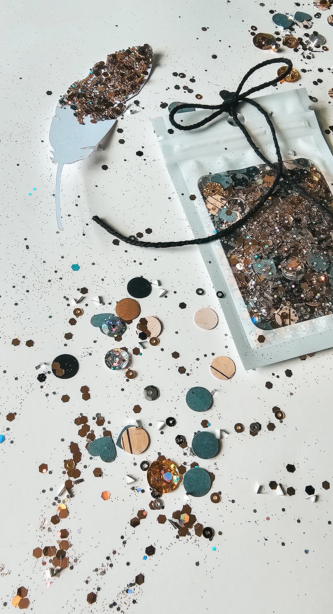 Era Confetti, Feather Icon Confetti, the TTPD, TTPD Confetti Mix ...