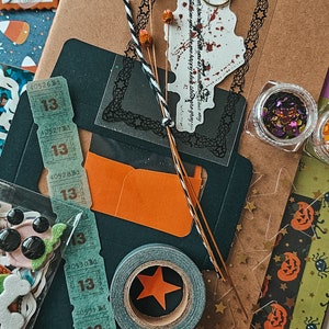 Halloween Junk Journal Mystery Kit, 100+ Pieces, Spooky Grab Bag ...