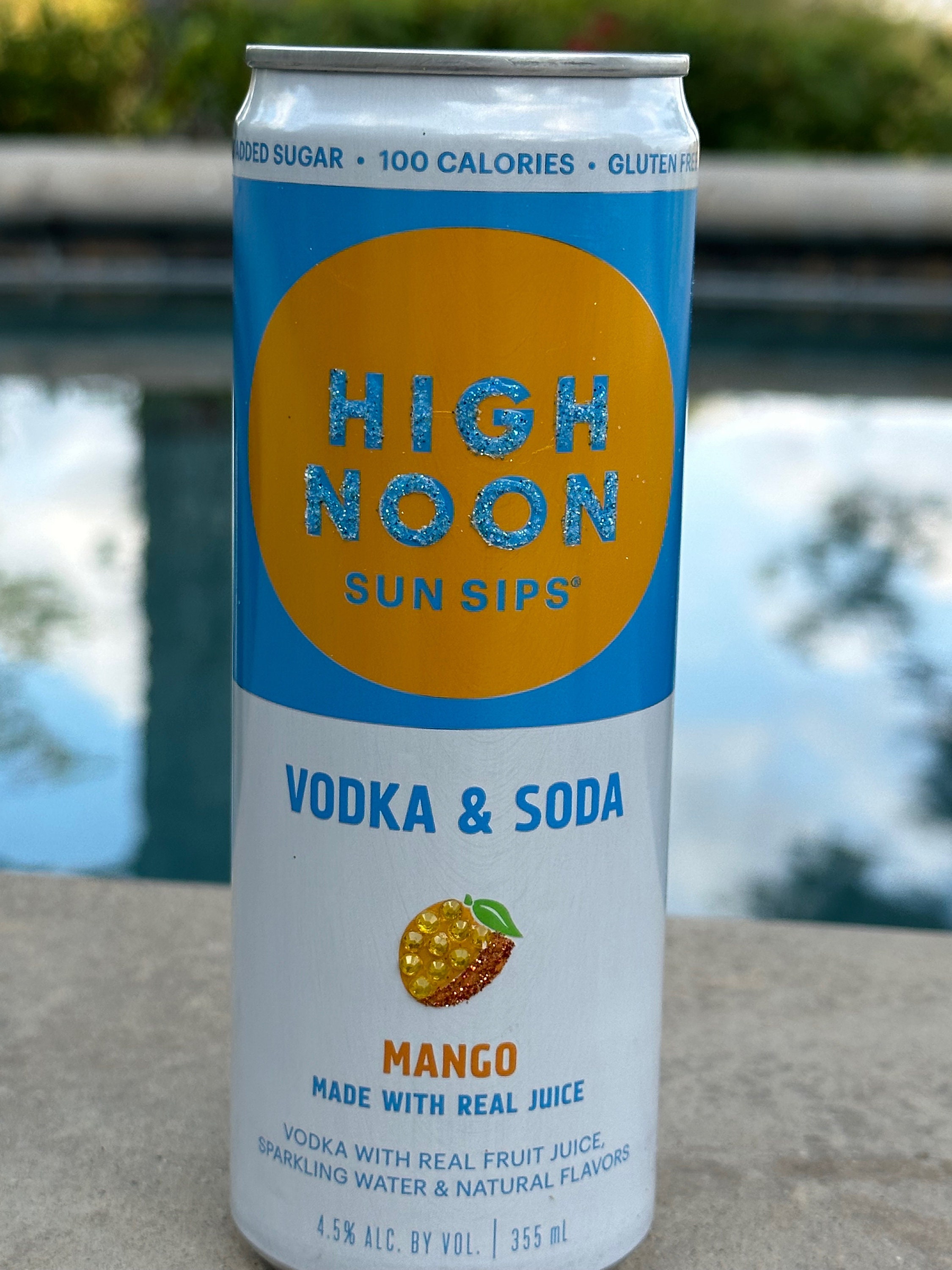 High Noon Candle Bling: Black Cherry, Grapefruit, Passion Fruit, Mango ...