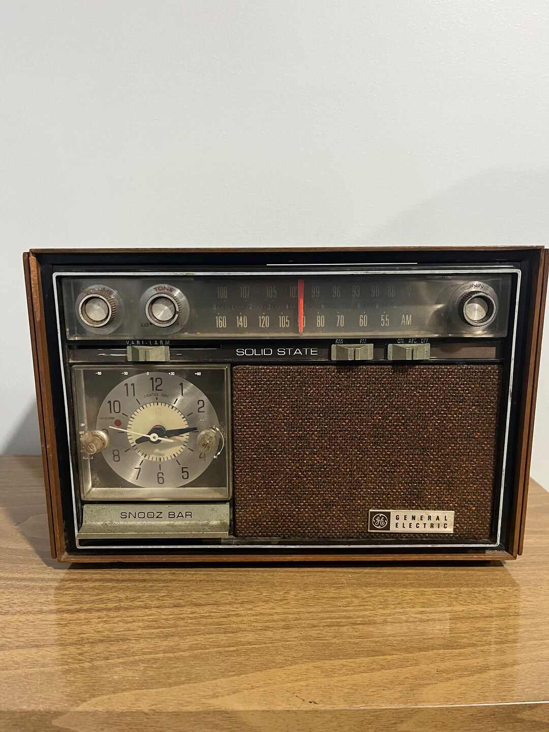 Vtg General Electric (60-70s) Radio With Wood Cabinet Made in Japan ...