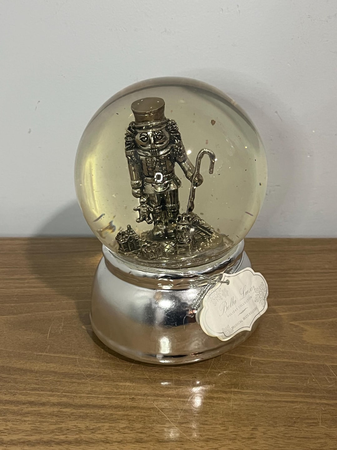 Interesting Nutcracker Musical Snow Globe Photos