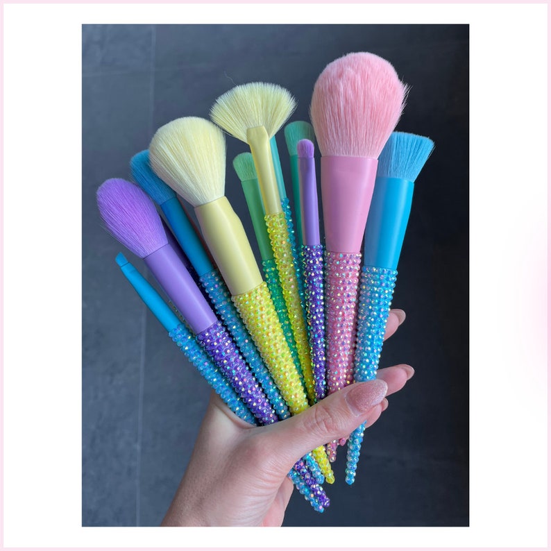 Make up Brush Set (17), Pastel Colors, Powder Brush, Foundation Brush ...