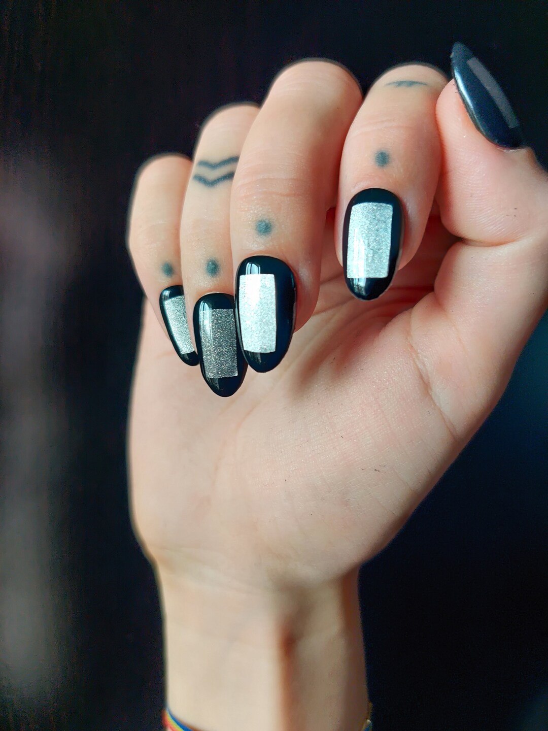 Silver Cat Eye Window on Black Press-on Nails Uk-based Shop Trendy ...