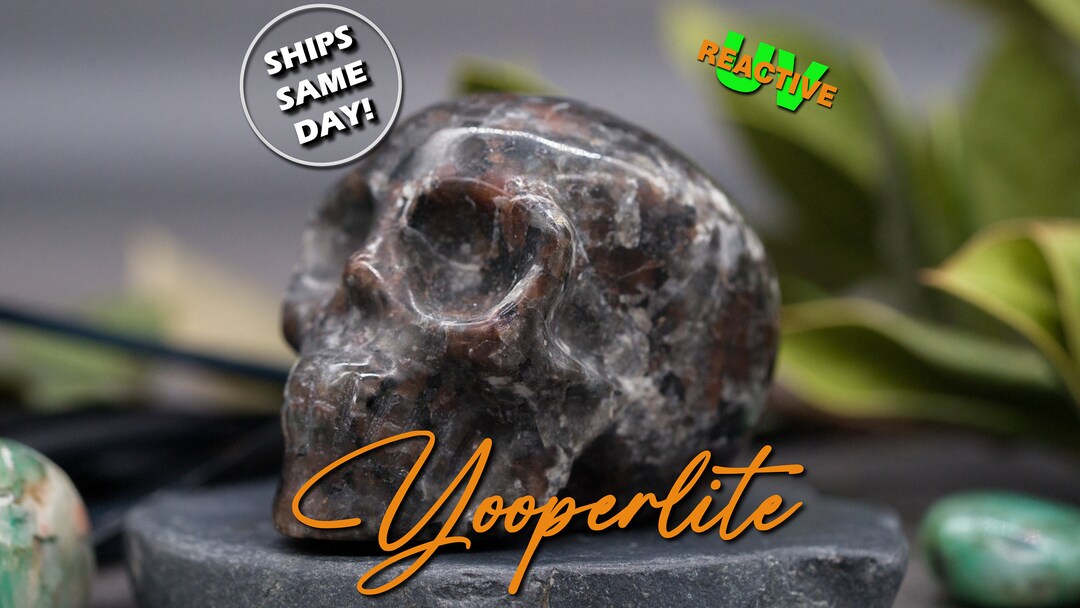 Yooperlite Crystal Skull Carving UV Reactive Orange Glowing Creepy ...