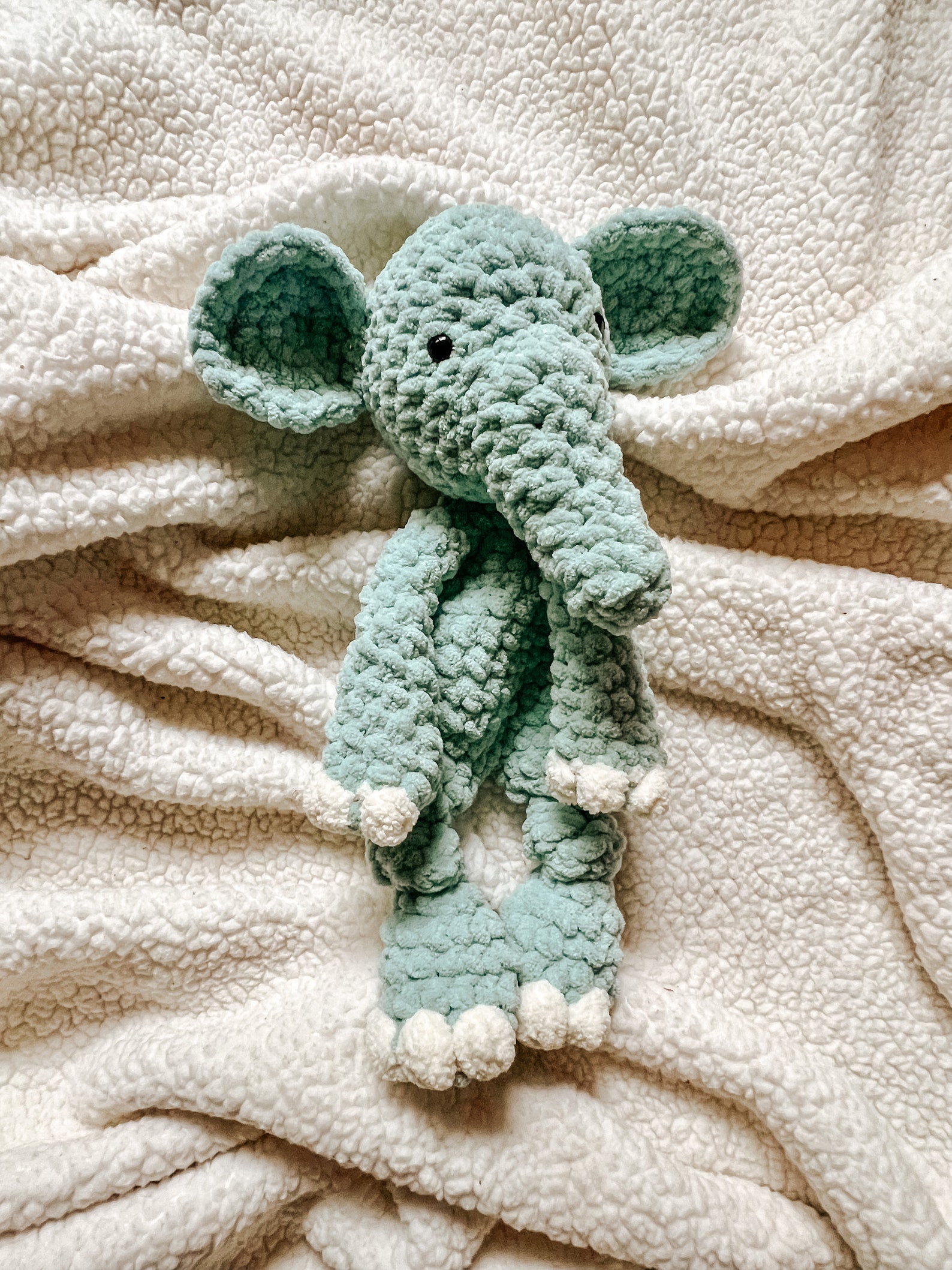 Elephant Knotted Snuggler- Crochet - Etsy