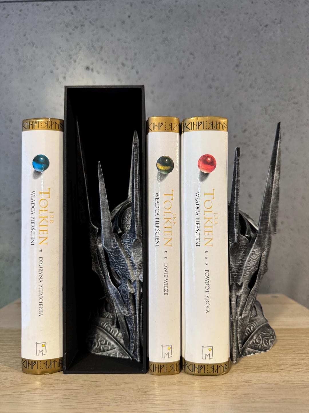 Statue of Sauron From Lord of the Rings Decoration Book Nook Hobbit ...