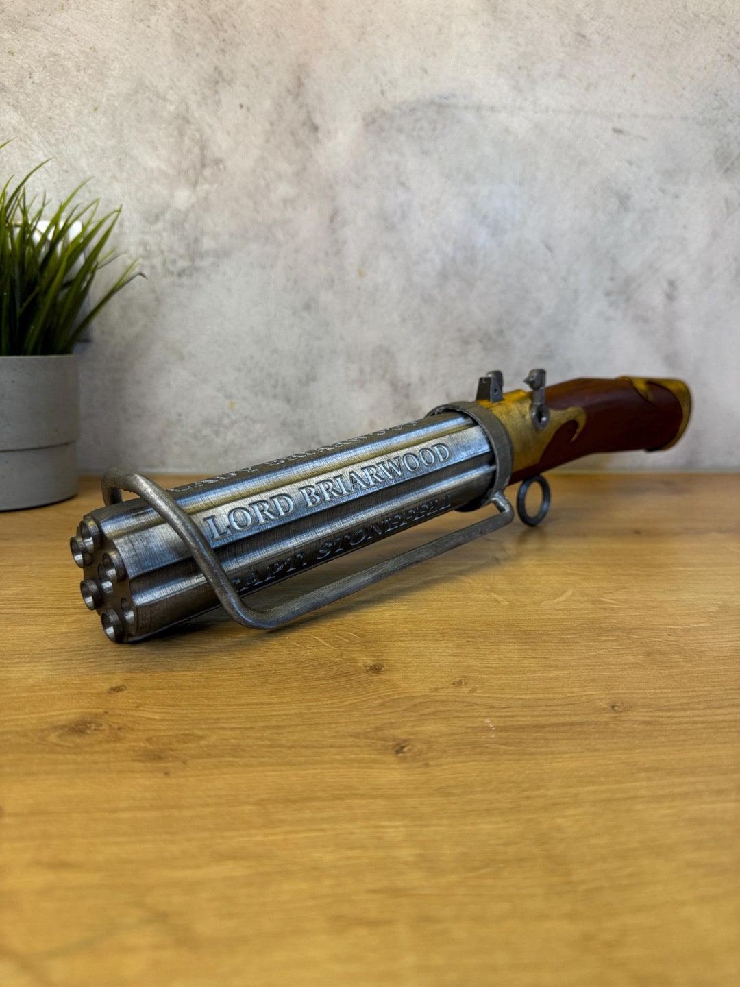 Legend of Vox Machina Percy's Pepperbox Gun the List Weapon critical ...