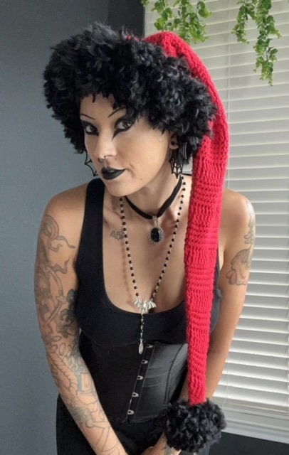 Santa Hat, Crochet Pattern, PDF, Goth Santa Hat - Etsy