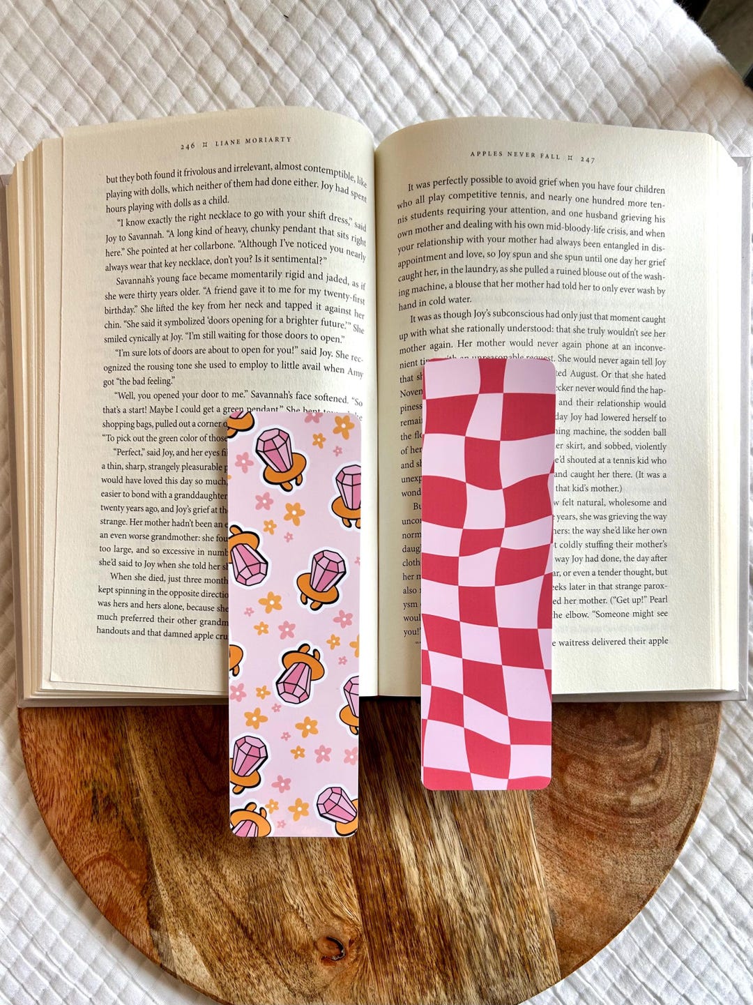 Ring Pop Bookmark | Wavy Checkered Red Pink Bookmark | 90’s Vibes ...