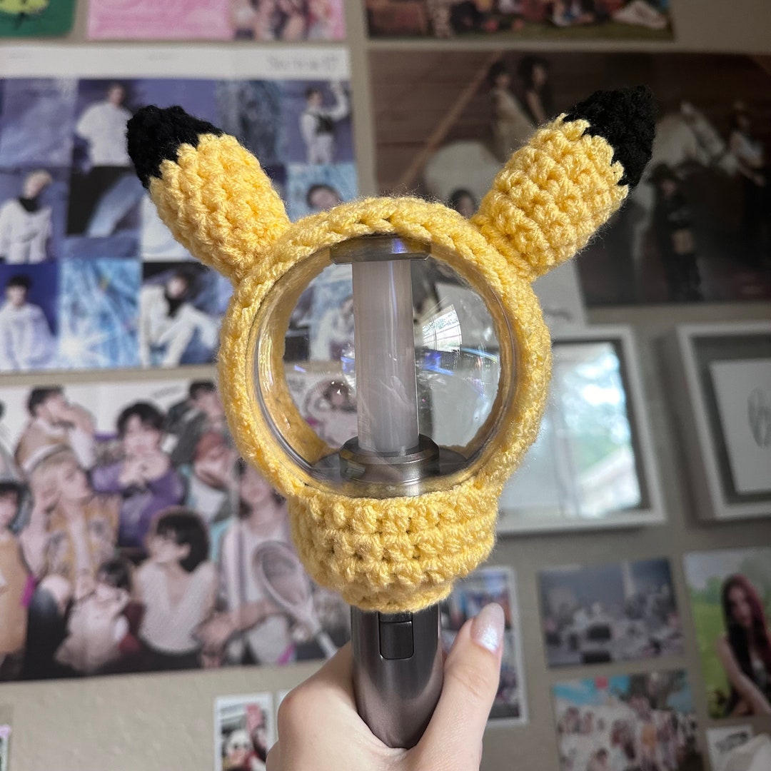 Crochet Yellow “mouse” Lightstick Cover (engene Bong) | Jake, ENHYPEN ...