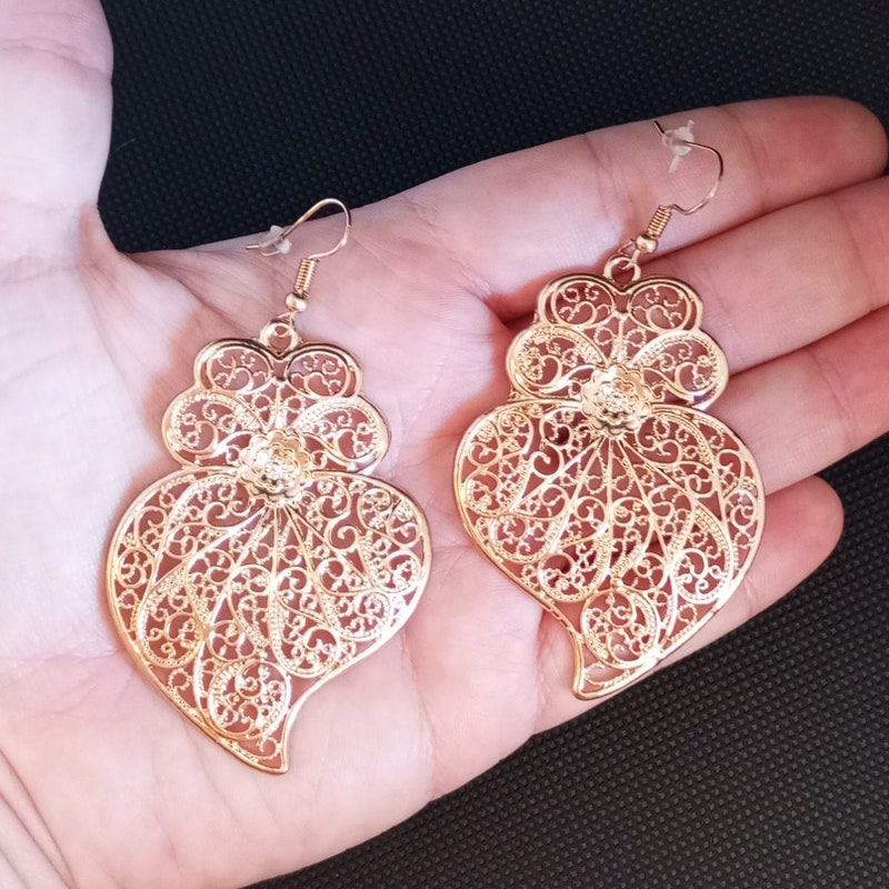 Viana Heart Gold Earrings - Etsy