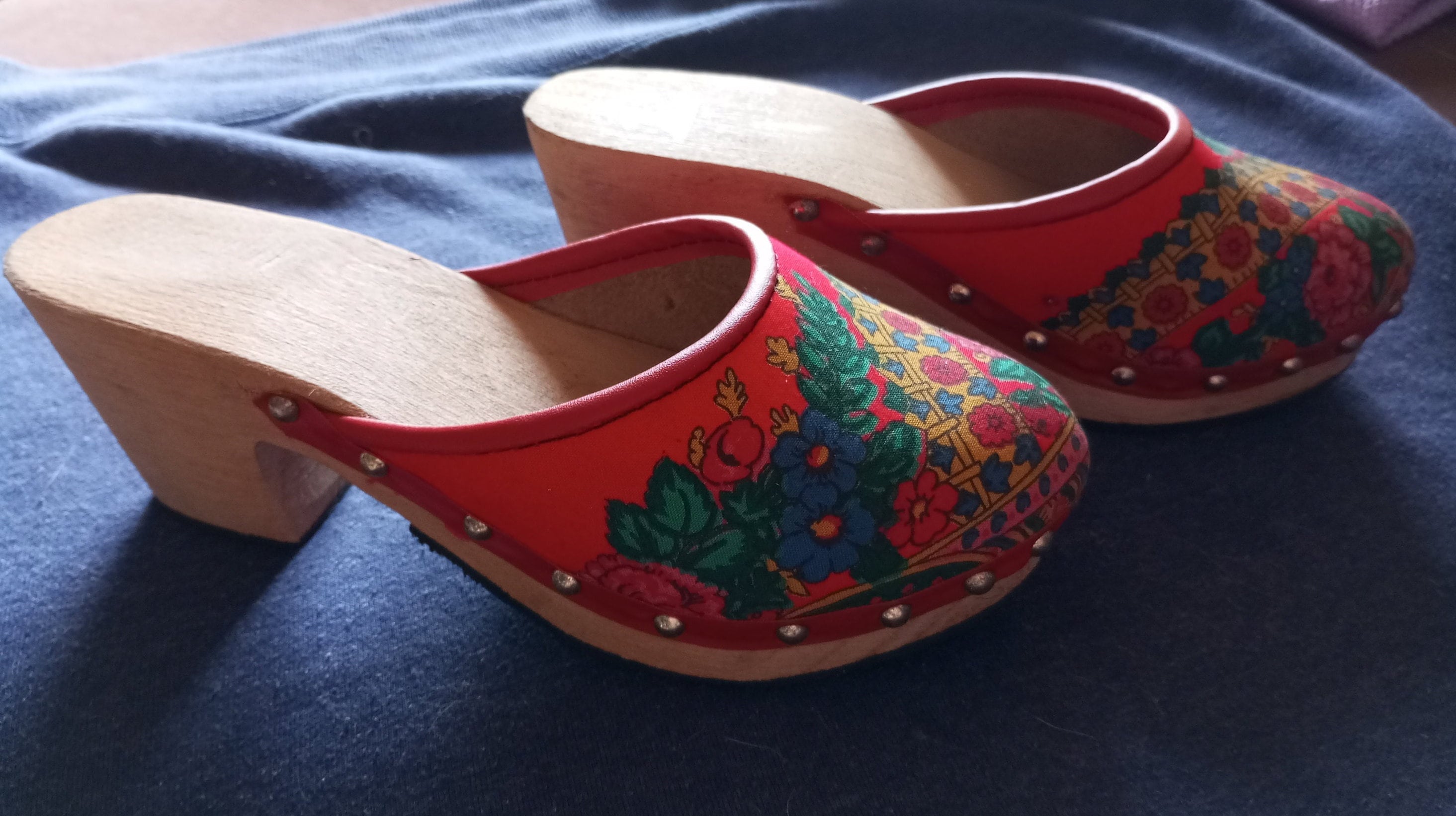 Portuguese Folclore Clogs Wood Red Tradicional Minho Shawl Handmade ...