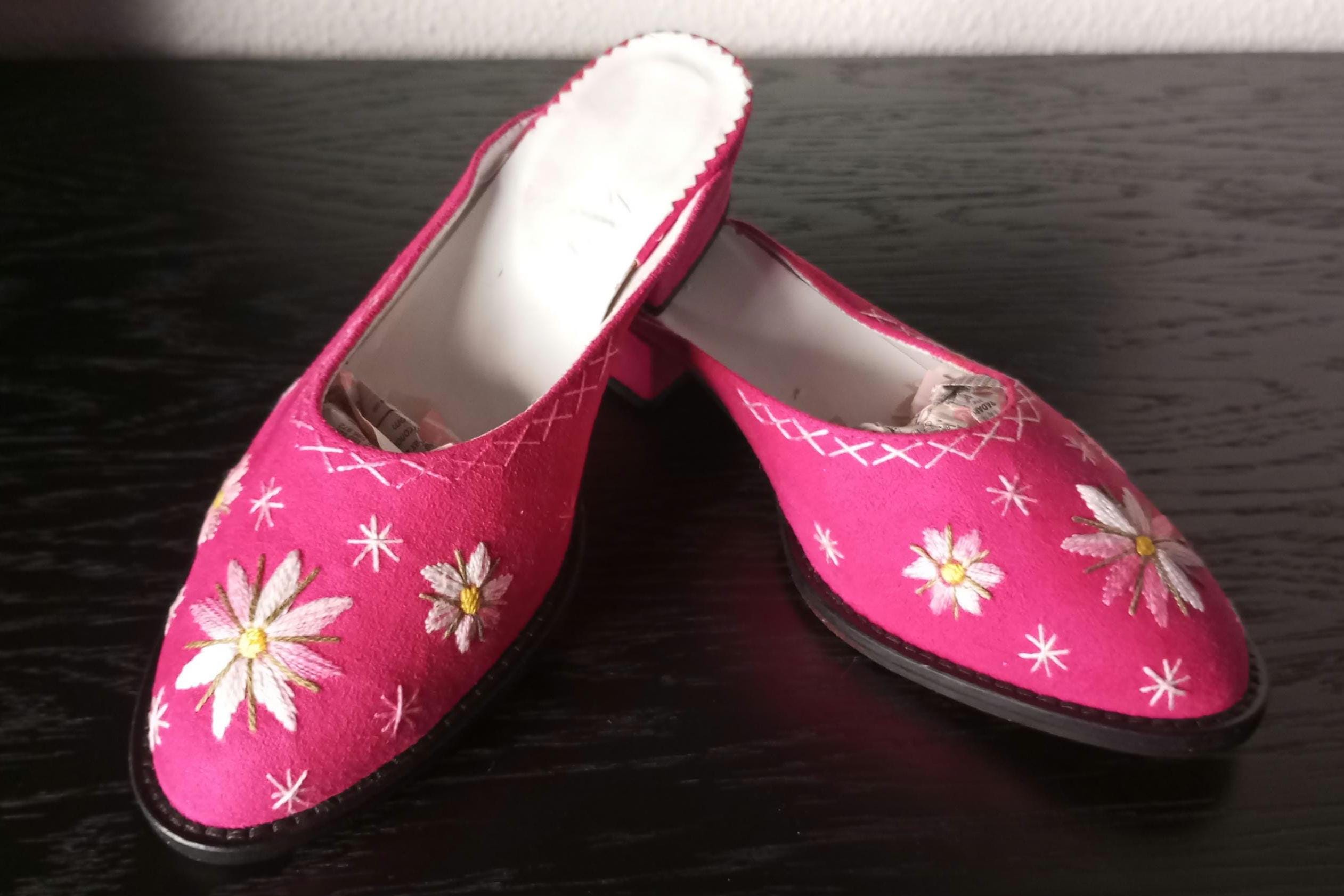 Portuguese Folclore Clogs Red Suede Hand Embroidery Tradicional Minho ...