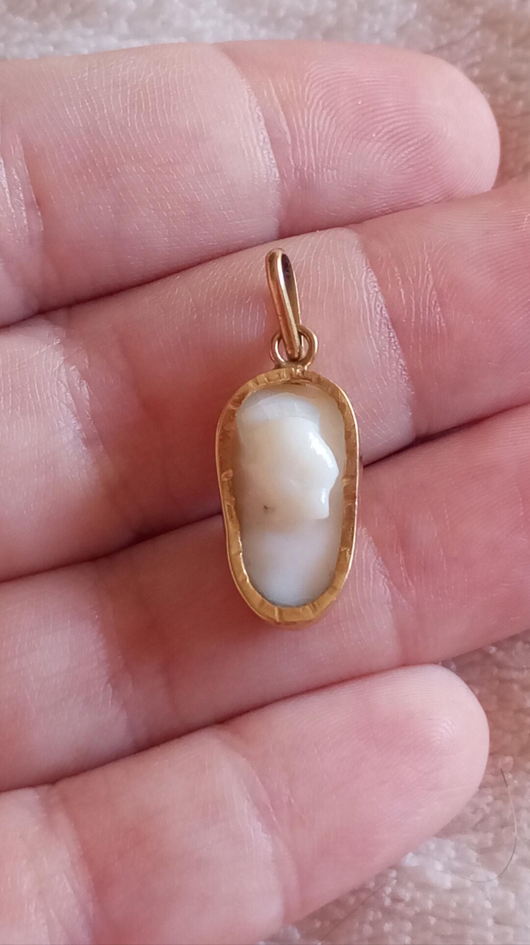 Solid Gold Pendant With Croaker Fish Head Bone From Atlantic Ocean 18KT ...