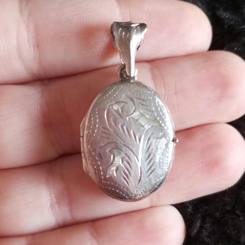 Reliquary Pendant - Etsy