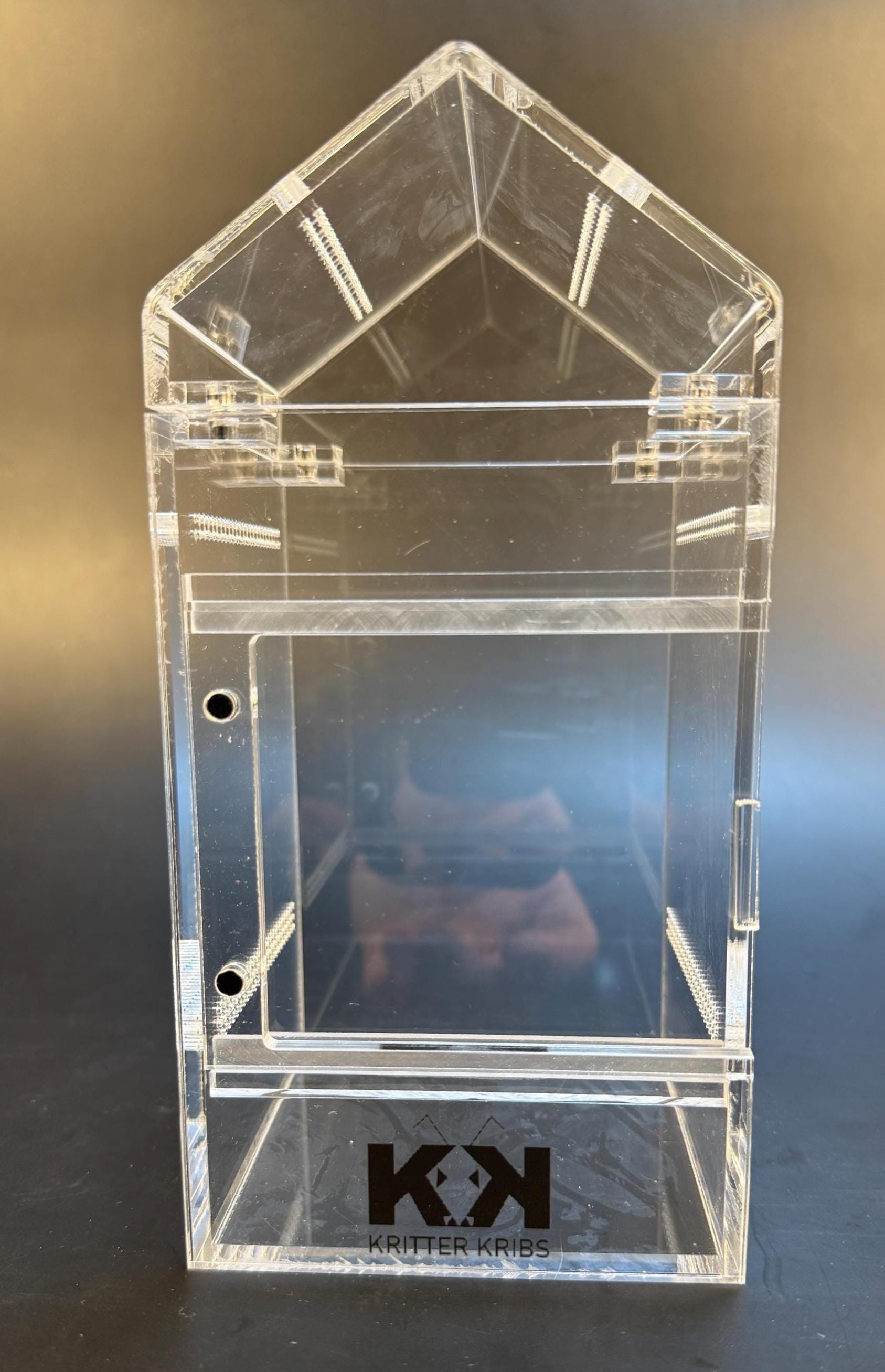Custom Jumping Spider Enclosure From Kritter Kribs With Magnetic ...