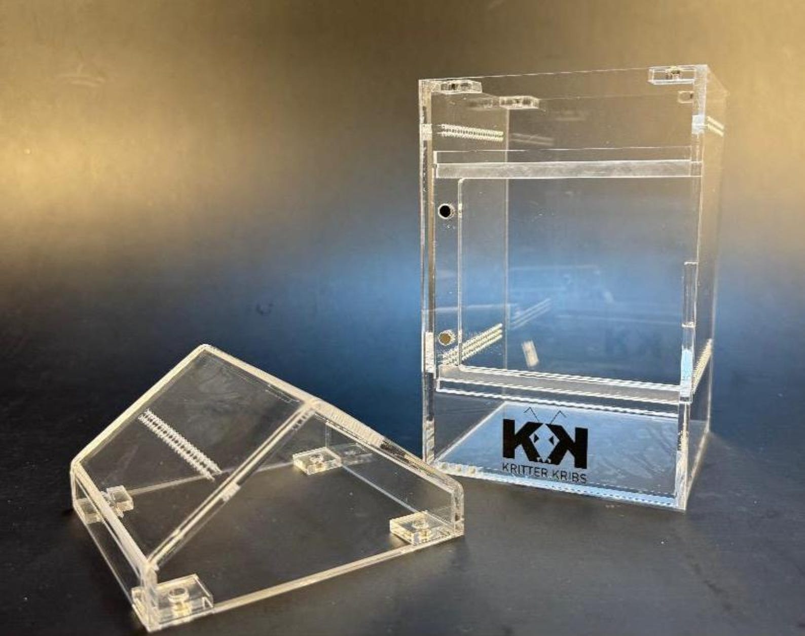 Custom Jumping Spider Enclosure From Kritter Kribs With Magnetic ...
