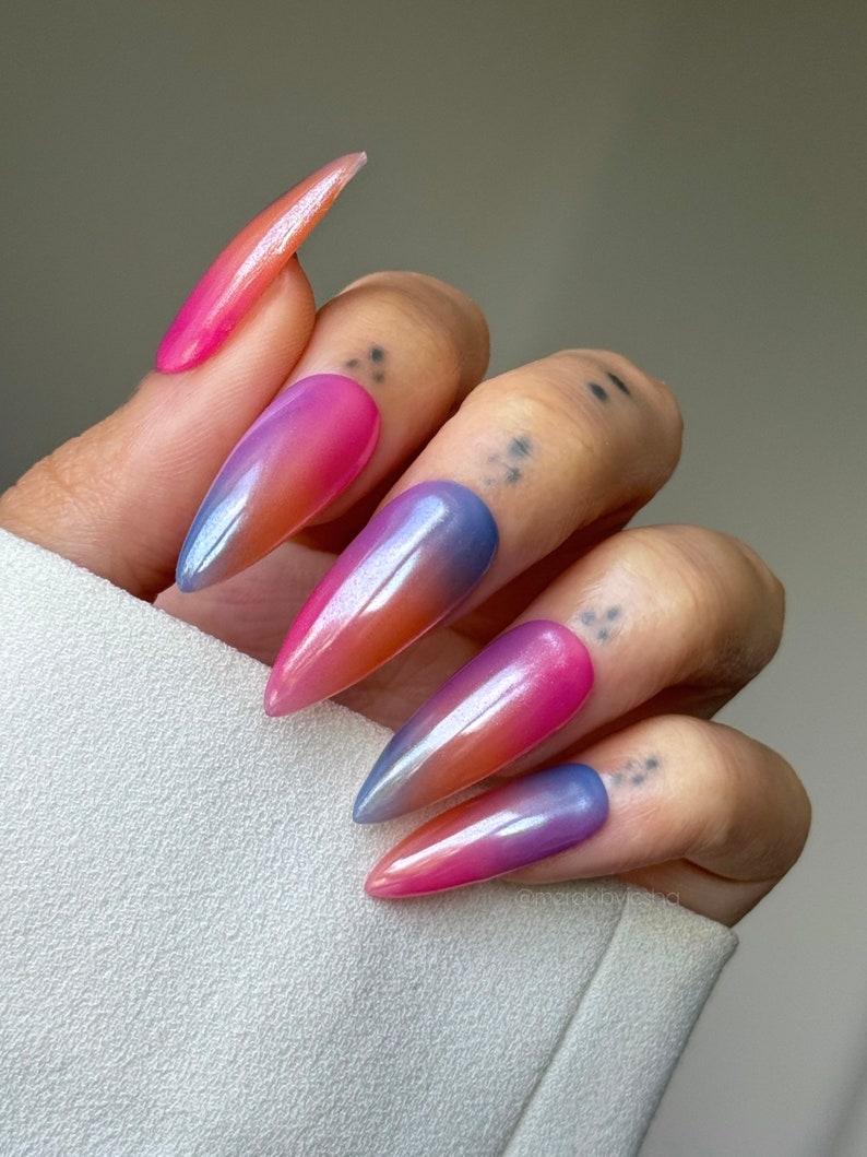 Rainbow Omrbe Chrome Press on Nails Handpainted Custom Nail Art Medium ...