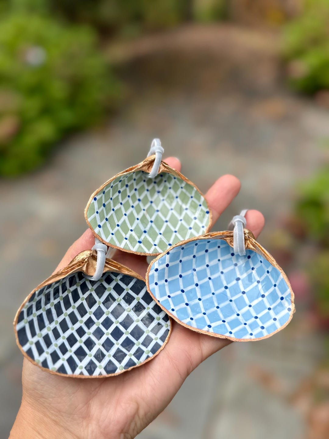 Hand Painted Set of 3 Clam Shell Ornaments: Coastal Chic Decor, Velvet ...