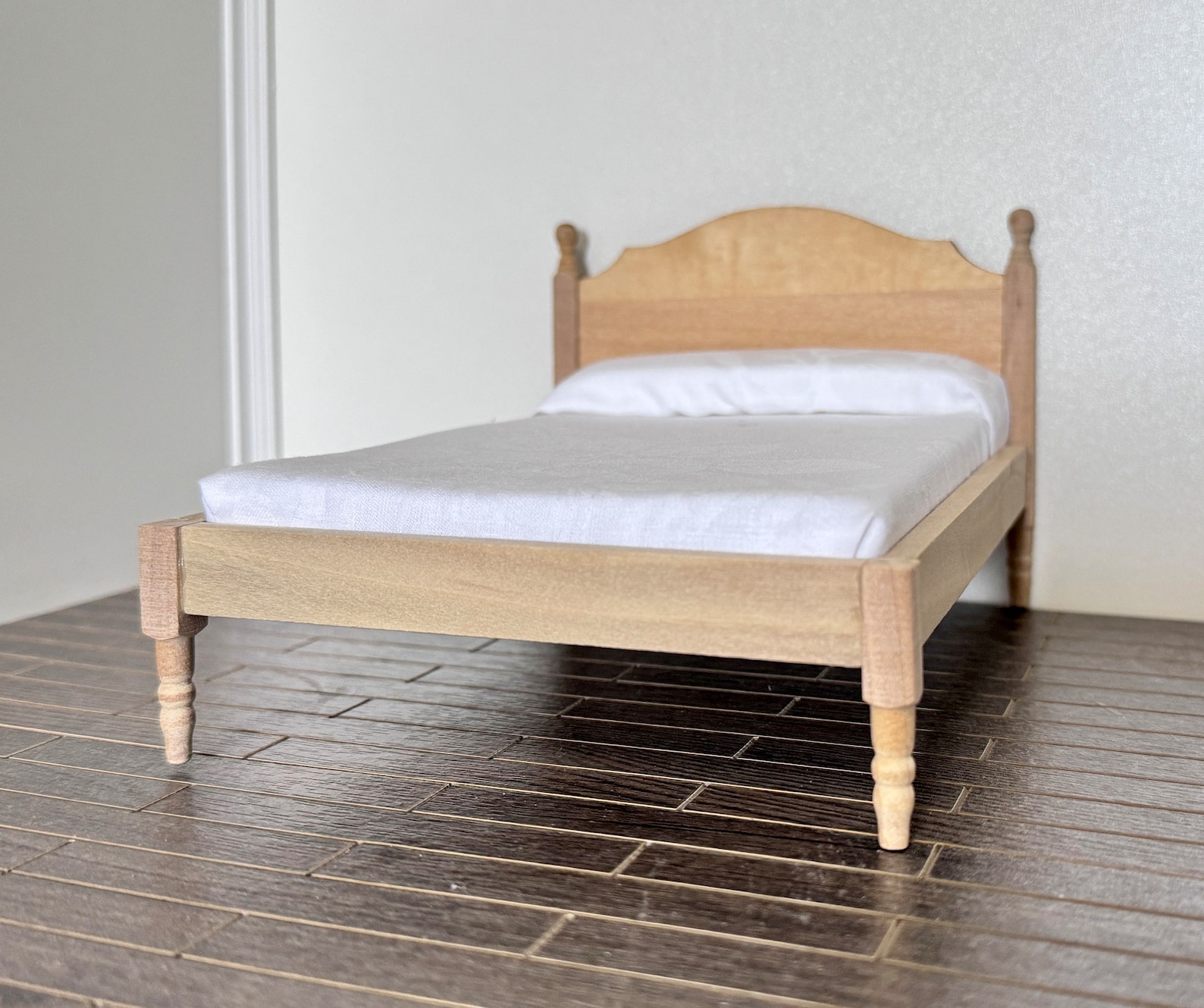 1:12 Scale Dollhouse Miniature DIY Unpainted Queen Size Bed, One Inch ...