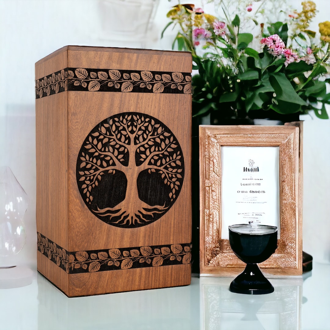 Displayex India Well Crafted Tree of Life Personalized Urns for Human ...