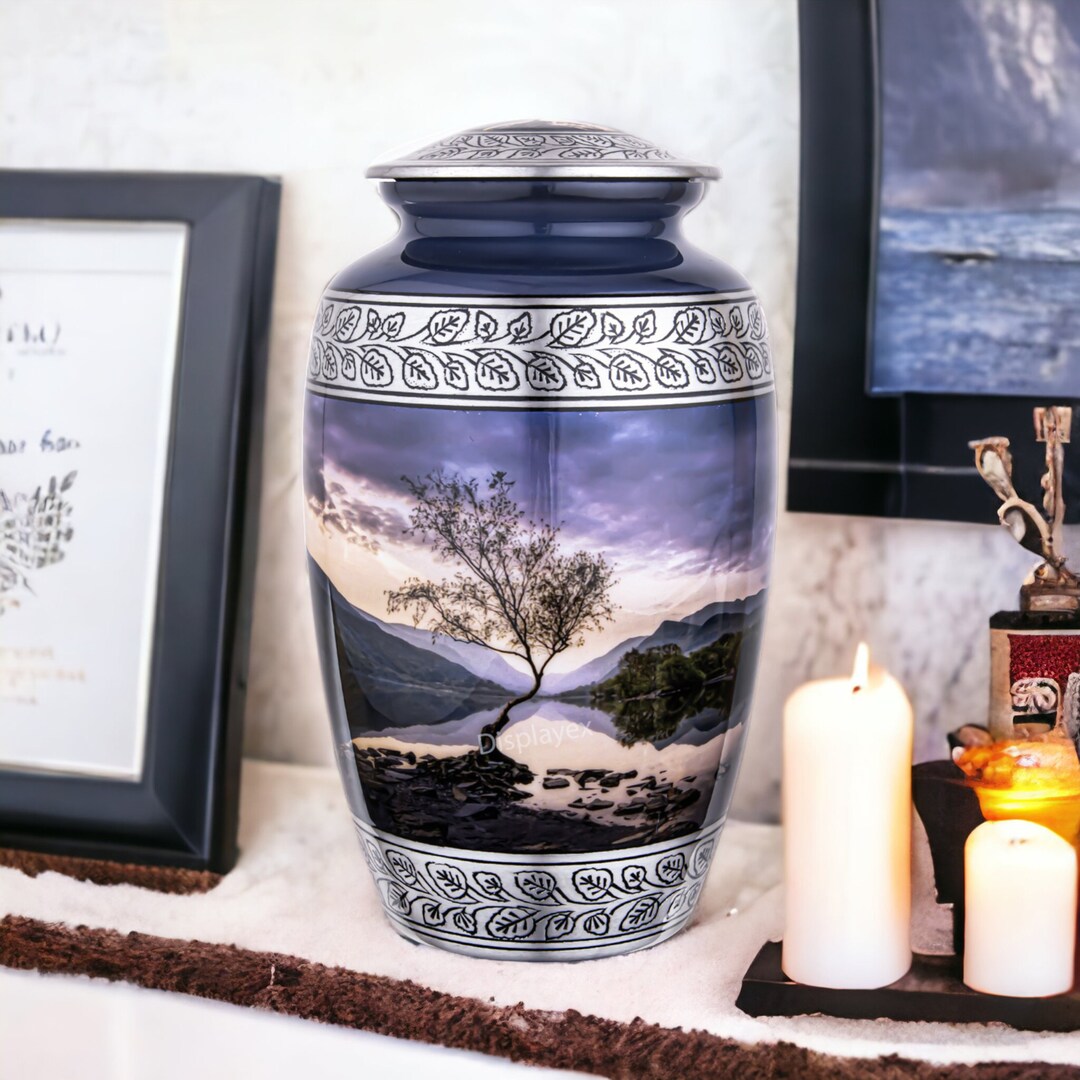 Displayex India Beautiful Tree Scenery Unique Urns for Human Ashes ...