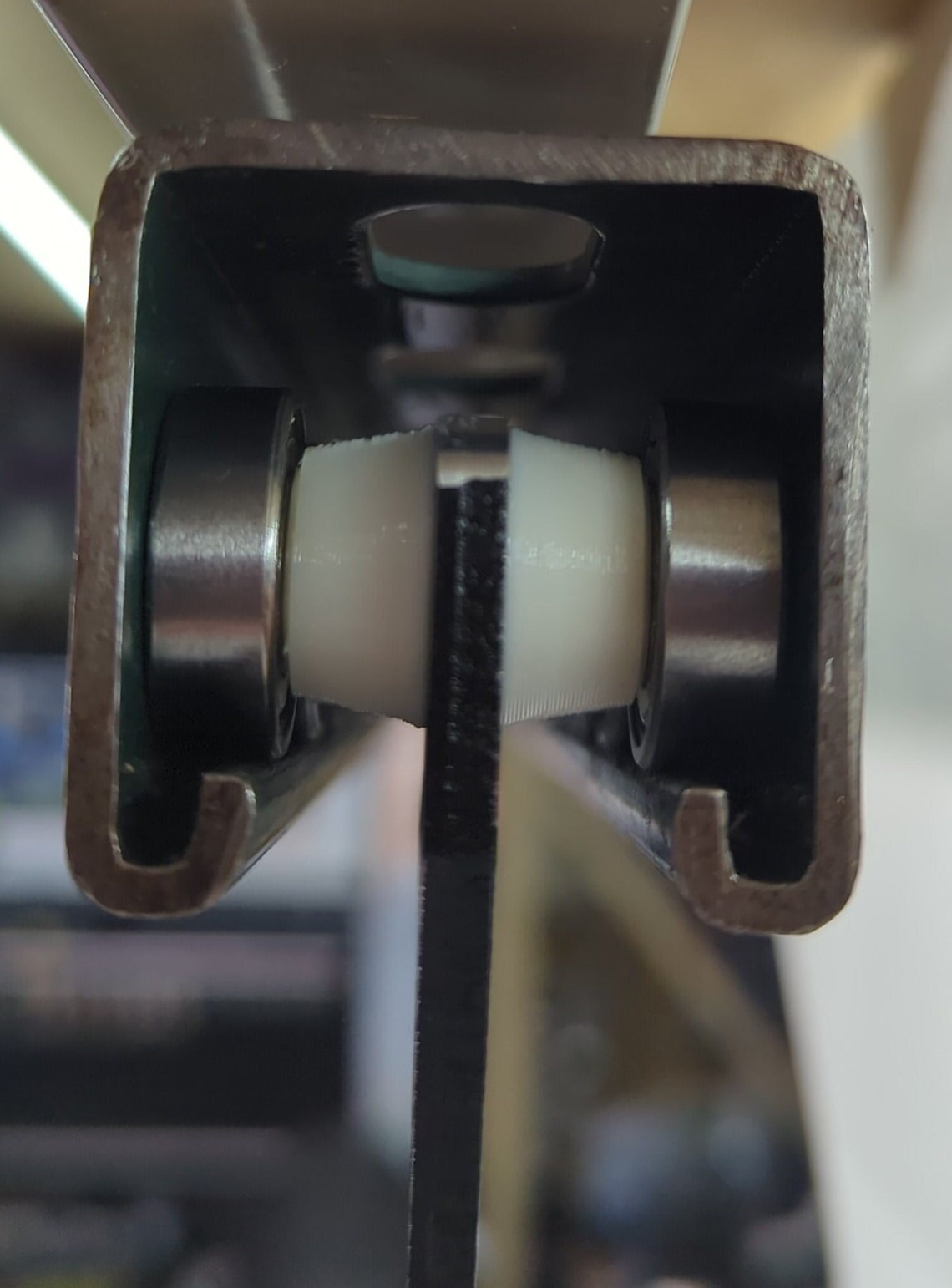 1-5/8 6 Wheel Heavy Duty Black Metal Frame Strut Channel Trolley - Uni ...