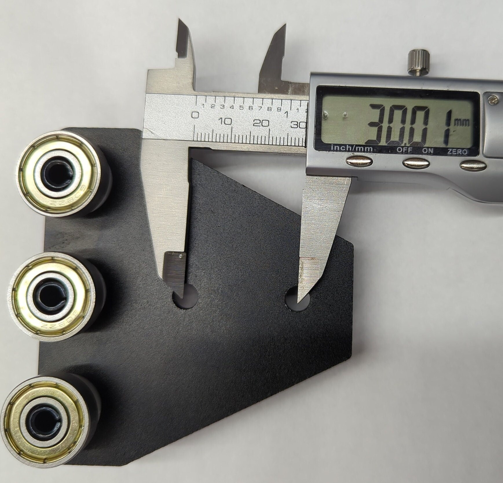 1-5/8 6 Wheel Heavy Duty Black Metal Frame Strut Channel Trolley - Uni ...