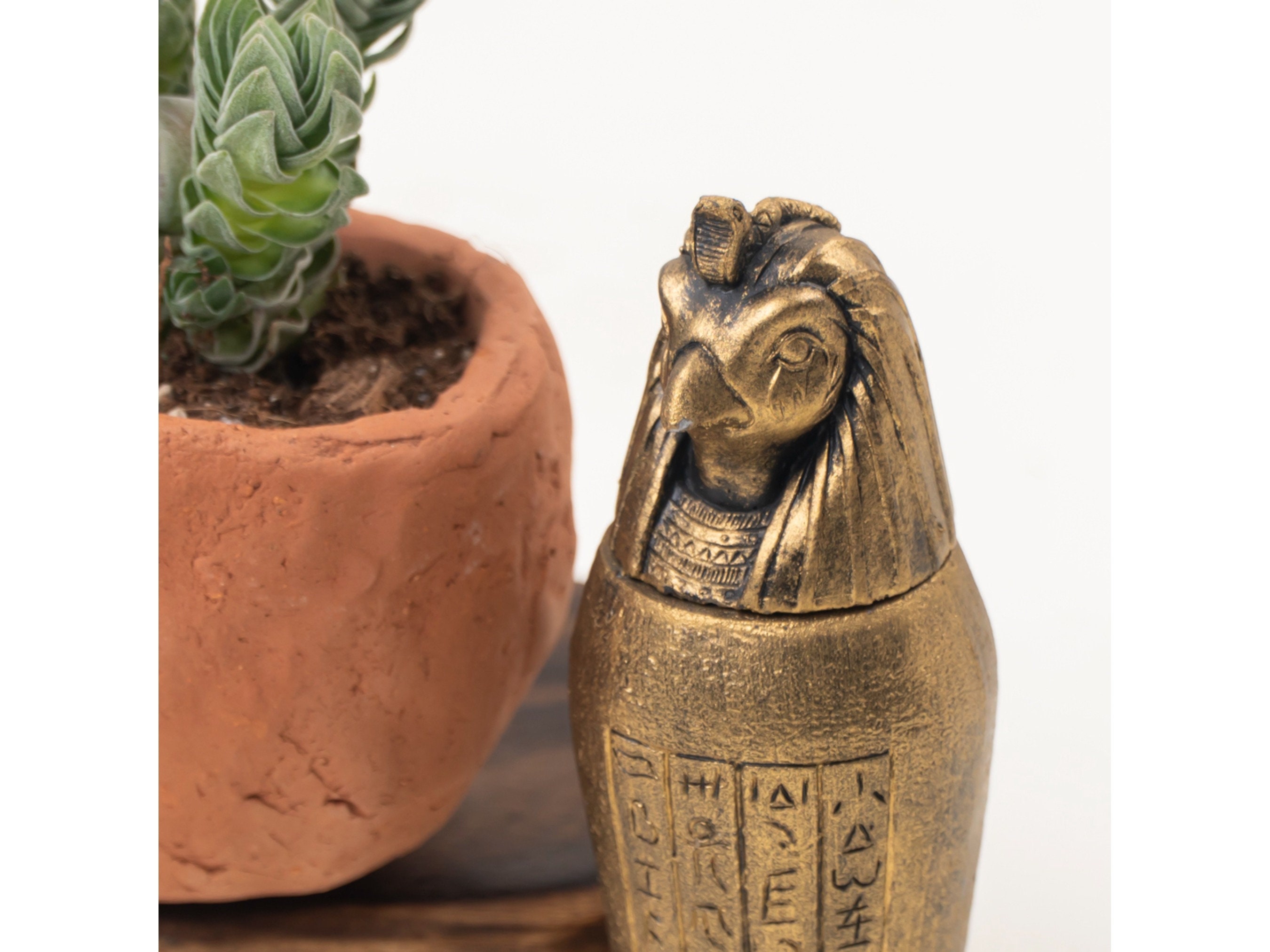 Golden Pharaoh Statue Decorative Ancient Egyptian Decor Indoor/outdoor ...