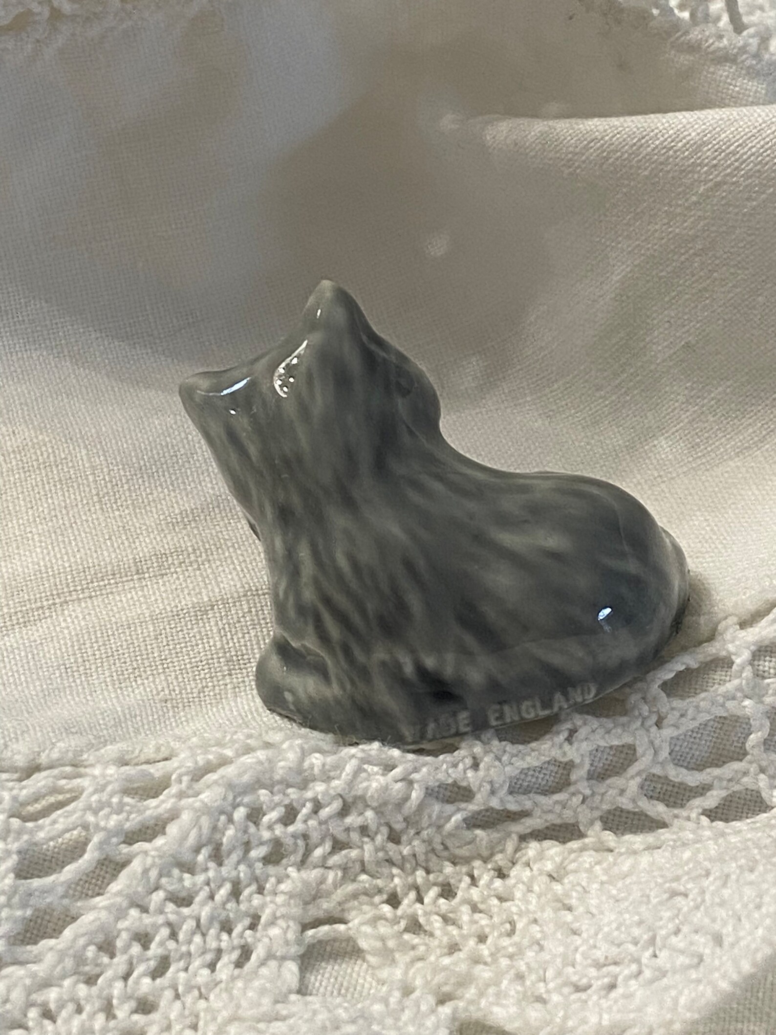 Wade Whimsies, Red Rose Miniatures, Blue Kitten in Perfect Condition ...