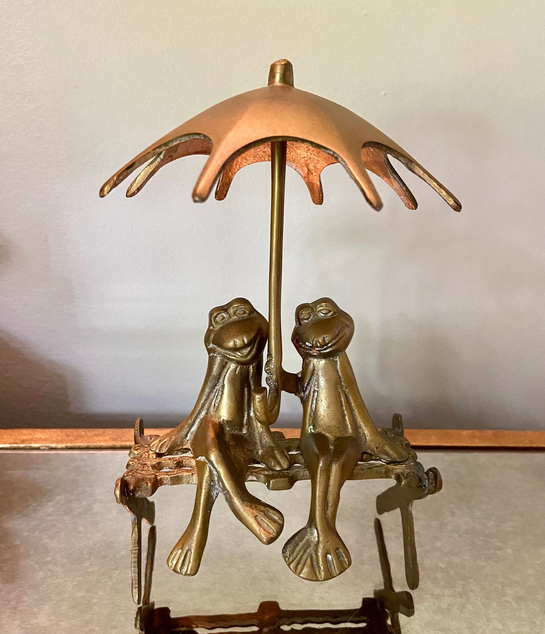 Vintage Frog Couple Sitting on Bench Under Umbrella - Etsy