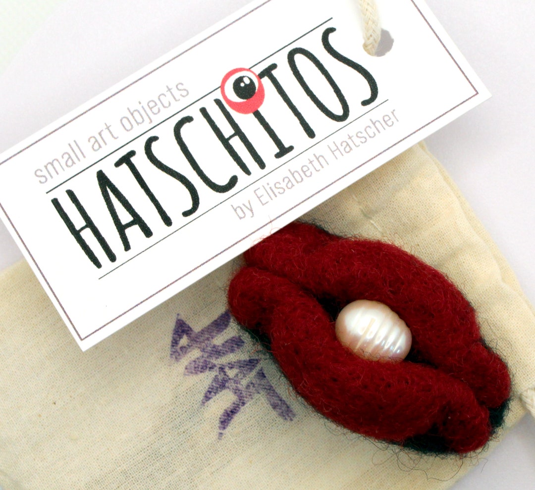 Pearl I Felt Object to Wear Freshwater Pearl Art to Pin - Etsy