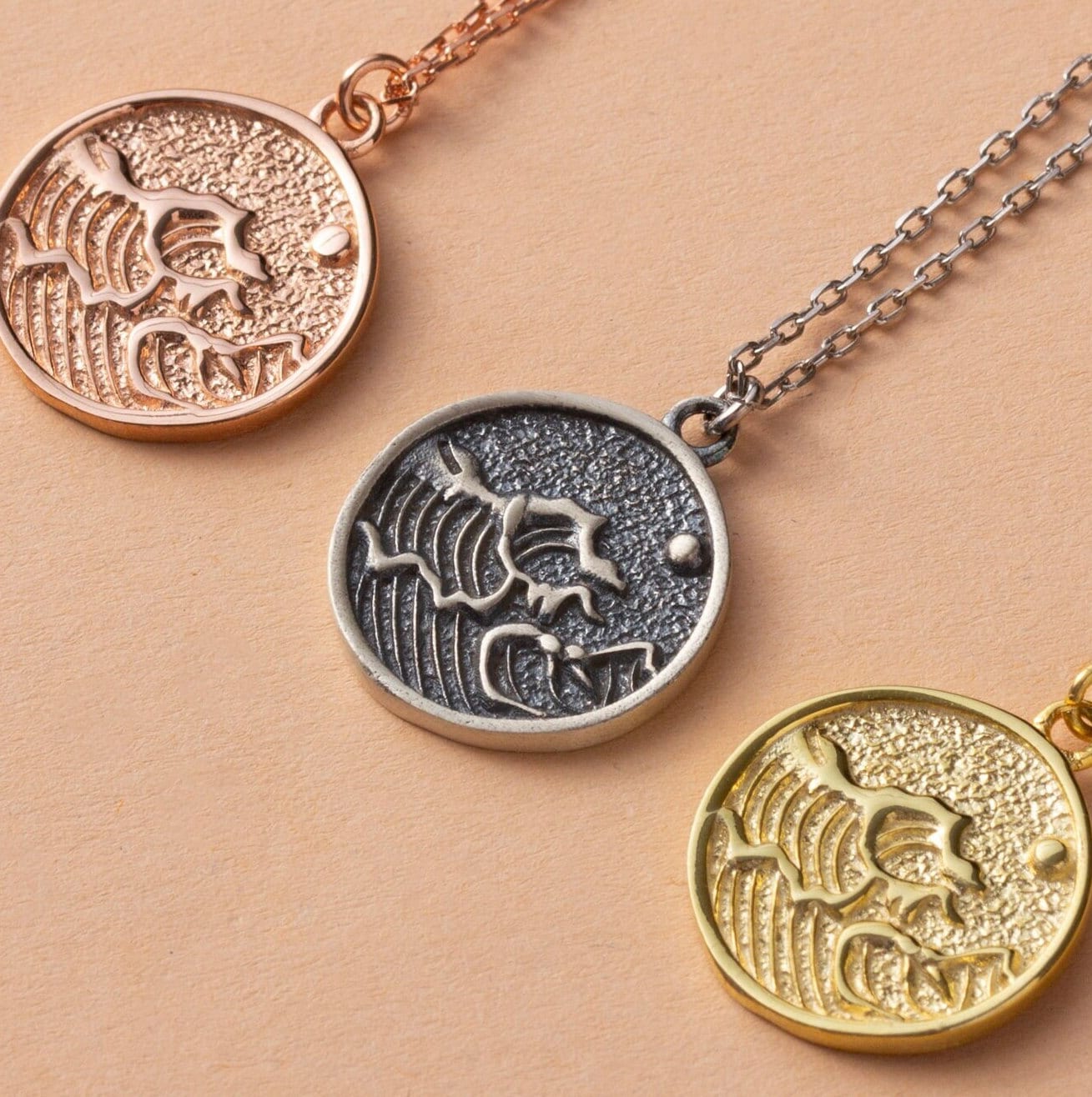 14K Solid Gold Ocean Wave Necklace, Beach Jewelry, Surfing Necklace ...